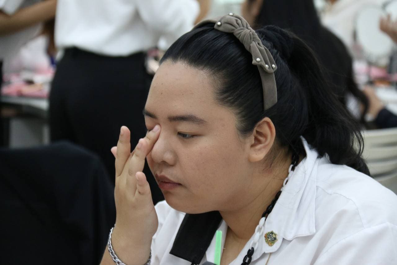 OCC ORGANIZED MAKEUP WORKSHOP TO IMPROVE PERSONALITY FOR STUDENTS - OCC