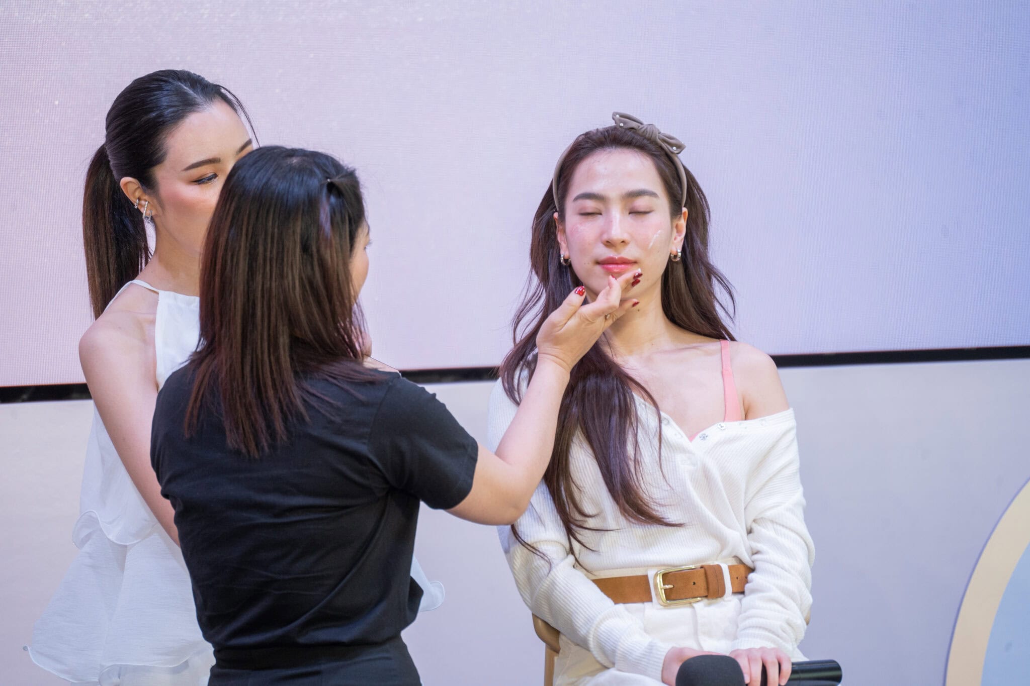 Wacoal x KMA Makeup Workshop: A Beauty Experience to Welcome 2025 - OCC